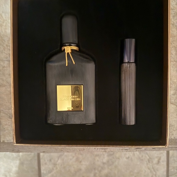 Tom Ford | Other | Tom Ford Black Orchid Elegant Gold Packaging | Poshmark